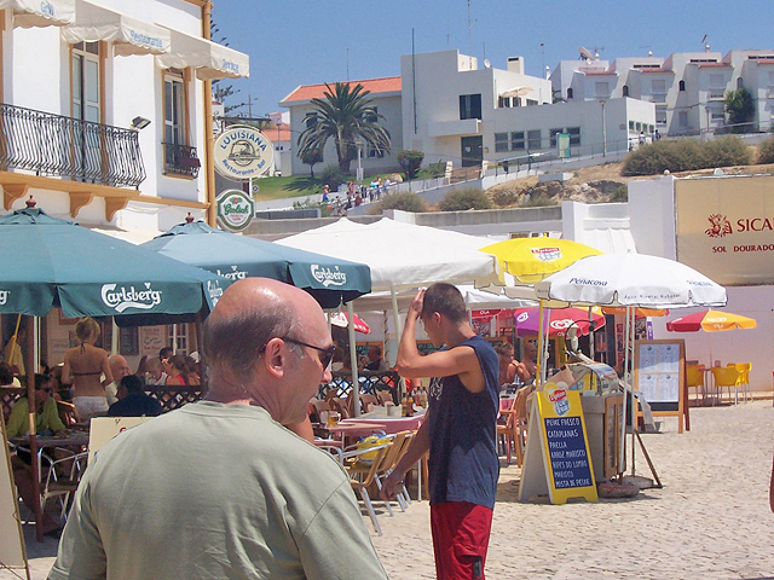 Albufeira, Algarve, Portugalsko, Soukomé rekreační domy,...