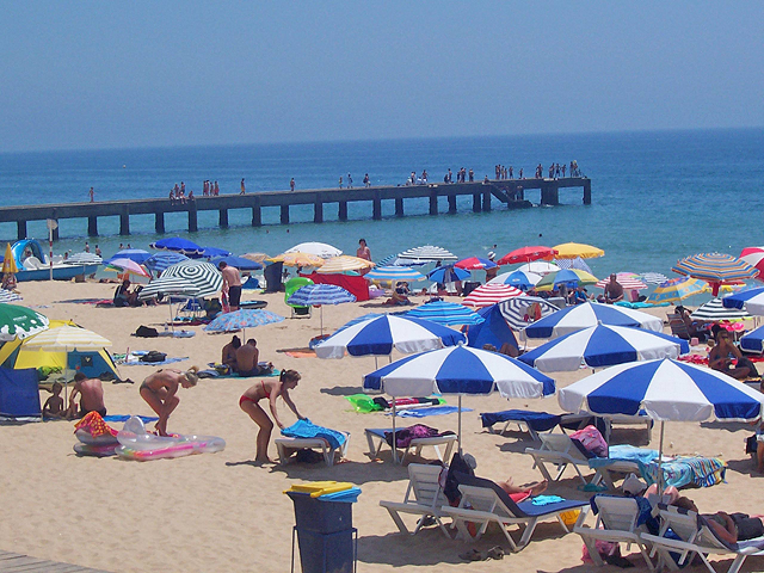 Albufeira, Algarve, Portugalsko, Soukomé rekreační domy,...